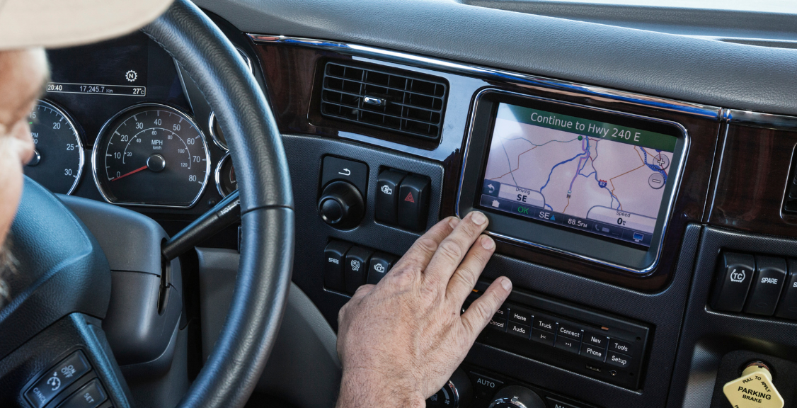 How GPS Tracking Works In Logistics | Geosavi